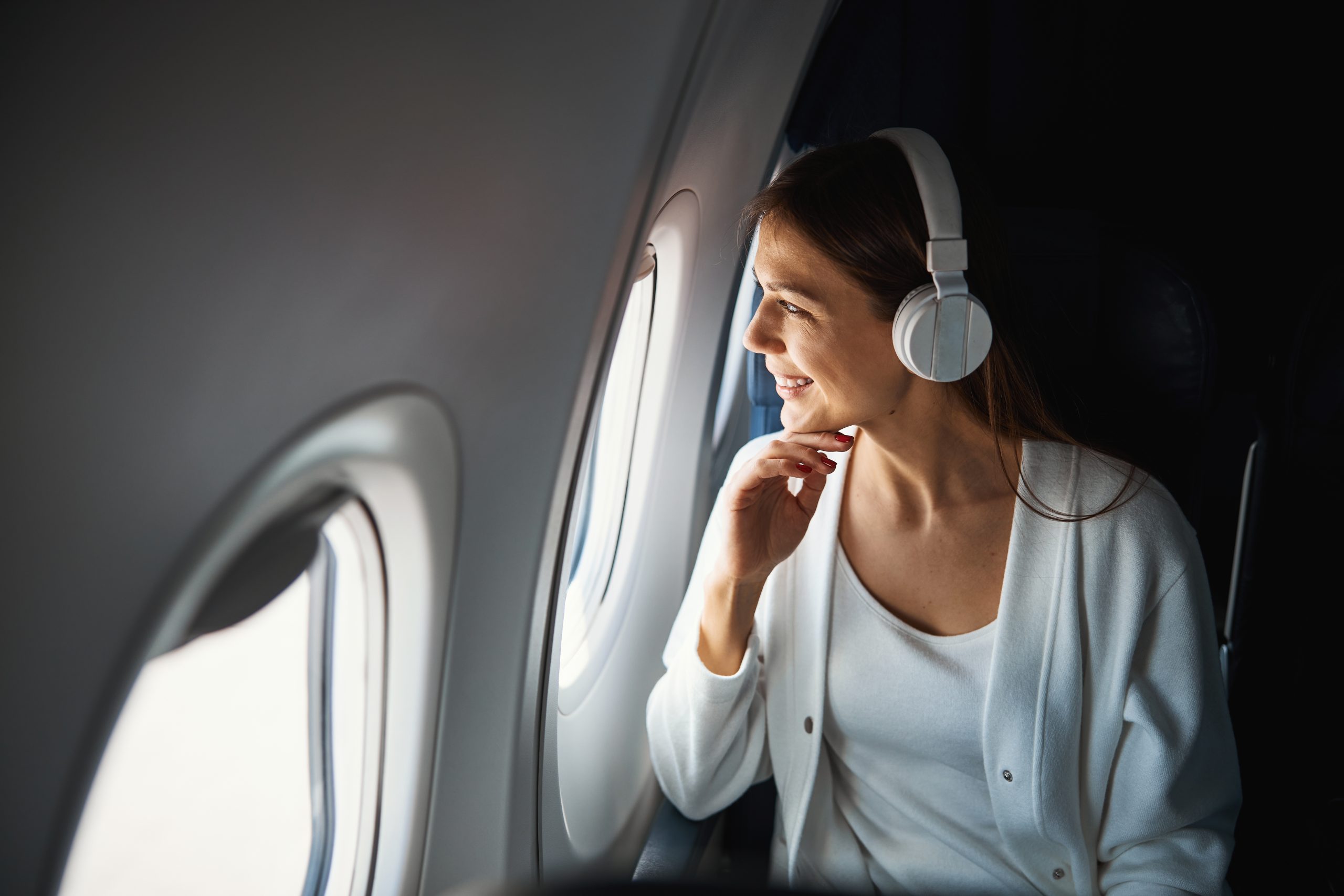 How Air Travel Affects Your Hearing and What to Do About It | Melody ...